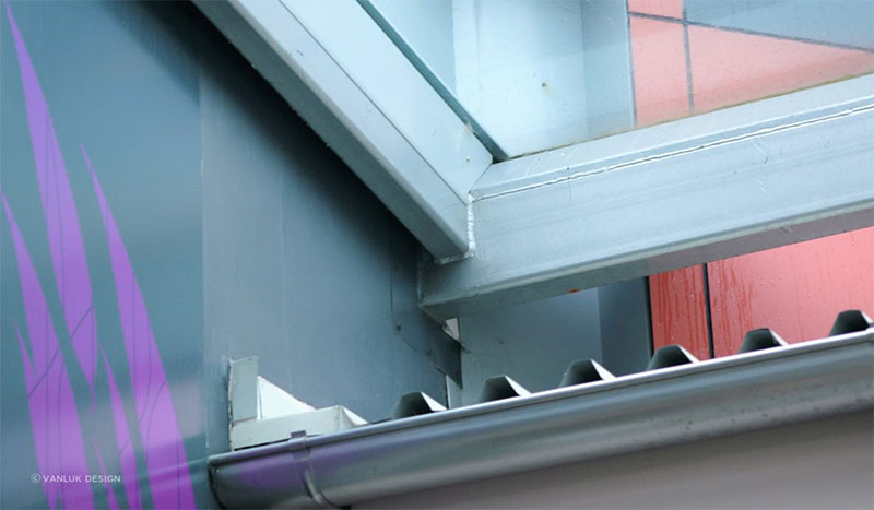 Vanluk | Weather Tight Cavity Flashings Thanks To Great Design, Not Tape